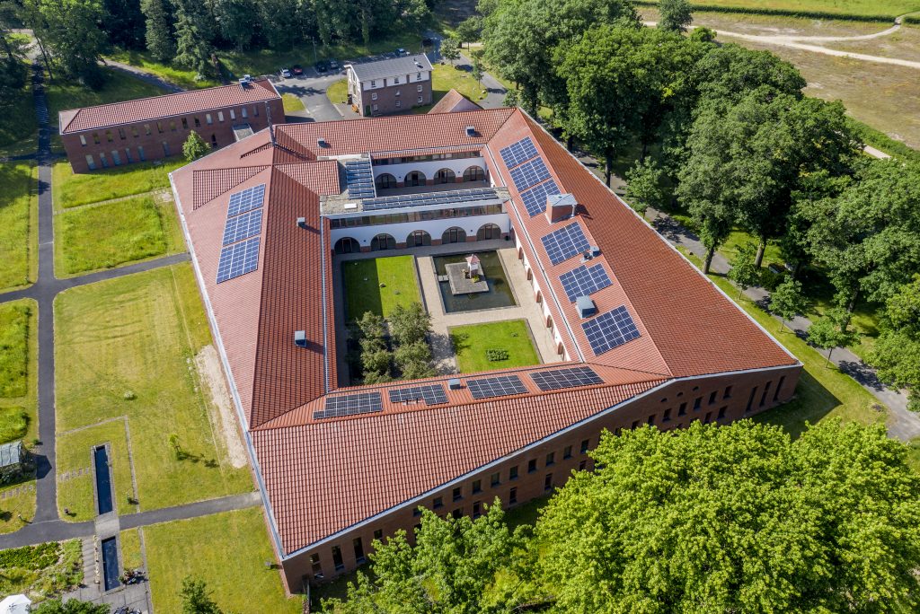 De abdij - Abdij Koningsoord Cisterciënzer monastieke gemeenschap